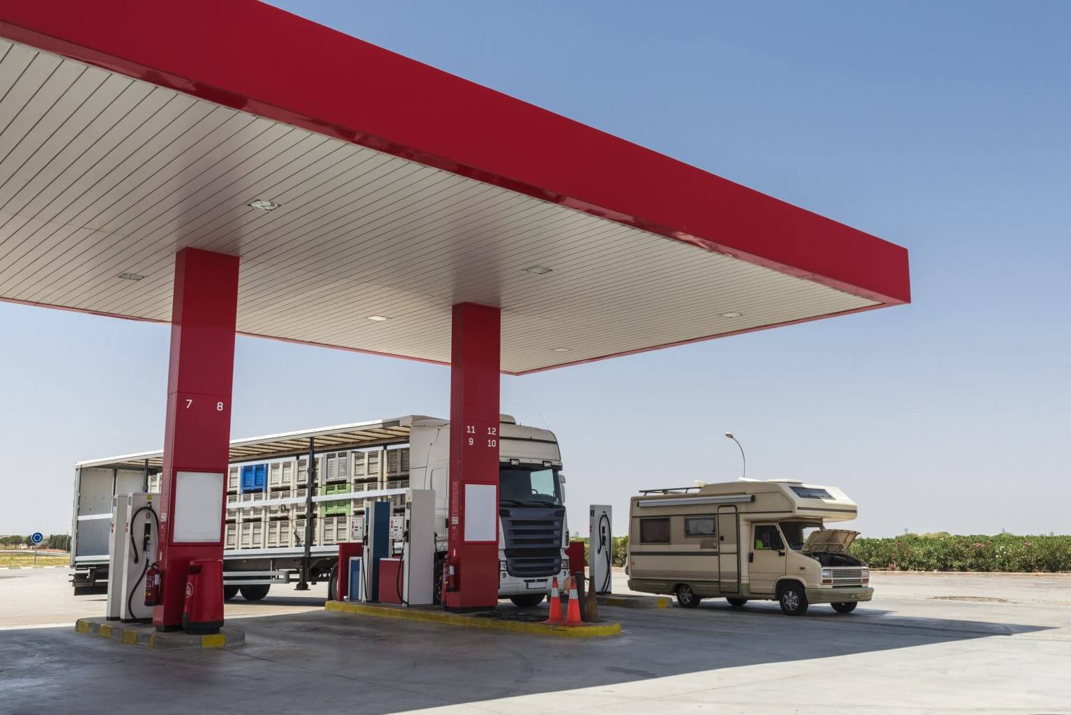 Explore What Are the Pros & Cons of Owning a Class A Motorhome