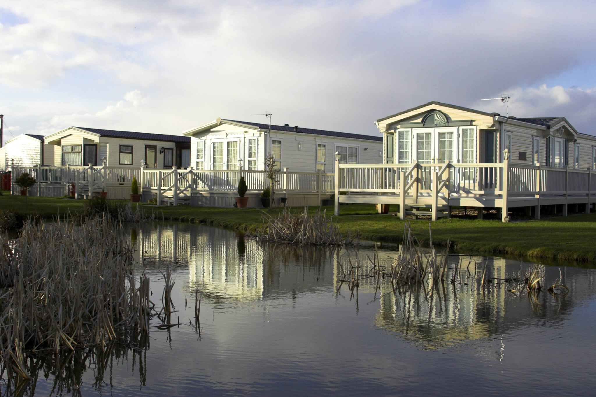 Find Your Mobile Home VIN Number: Understanding Data Plates - Habitatista