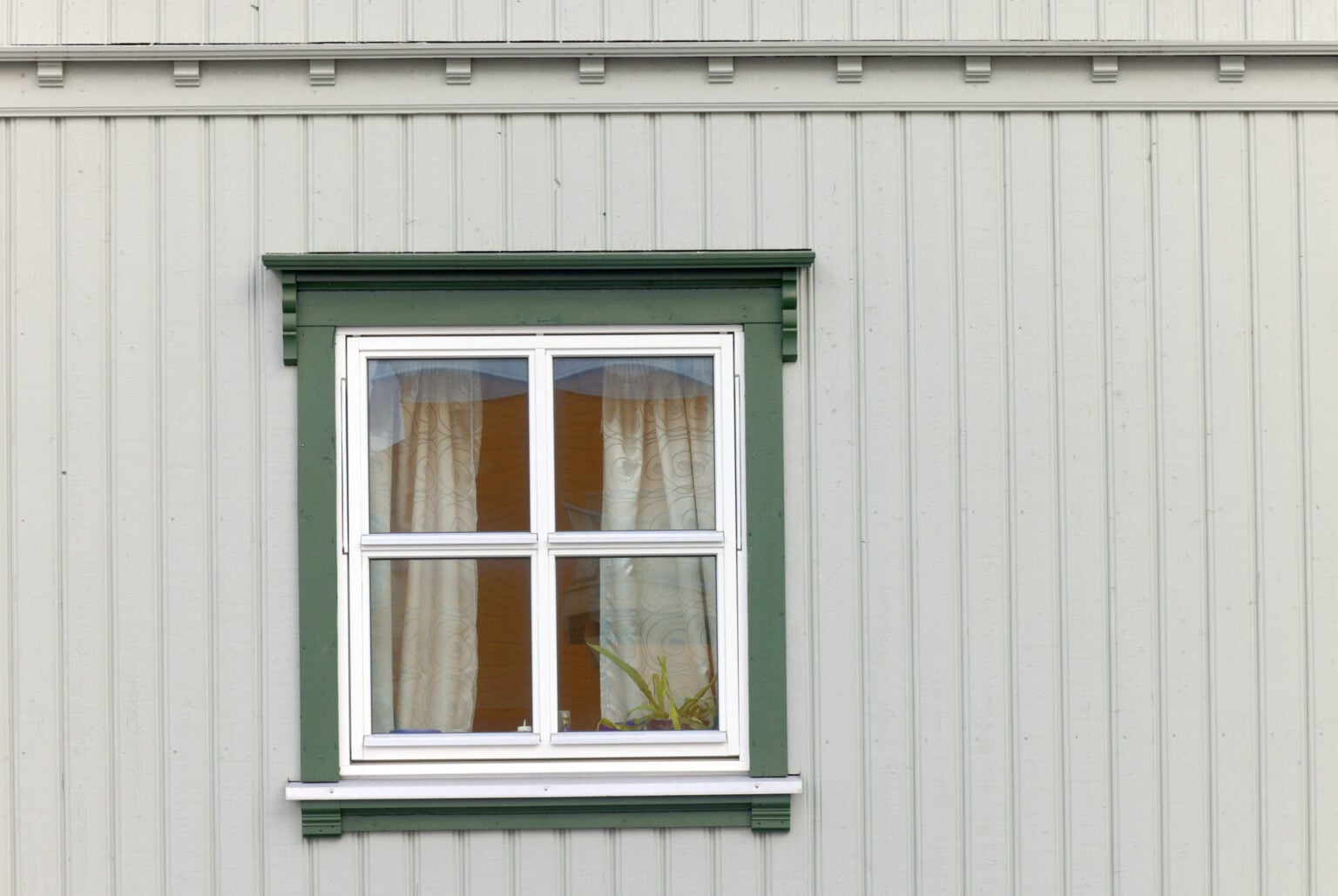 10 Mobile Home Window Decor Ideas Residents Love for Brighter Spaces